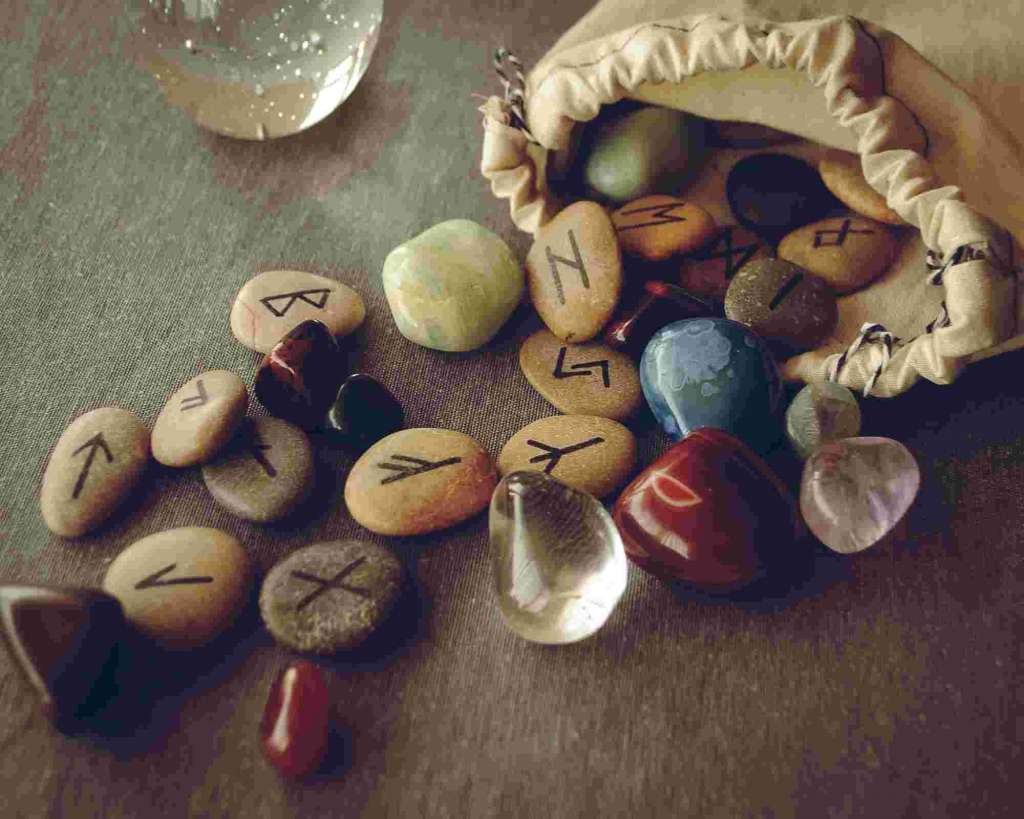 What are Runes? The Different Rune Stones for Divination Explained ...